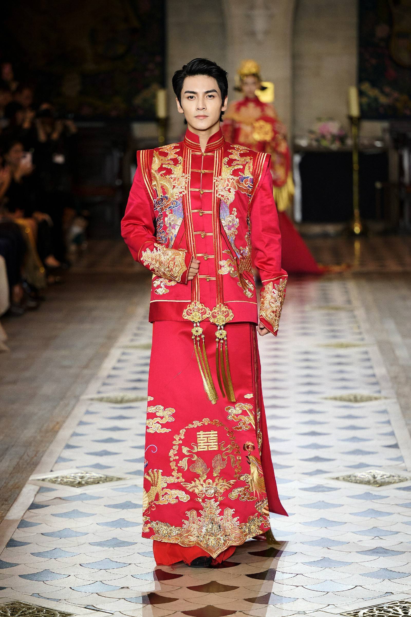 熊英·盖娅传说2025SS品牌巴黎发布会圆满成功！ - 360娱乐，你开心就好